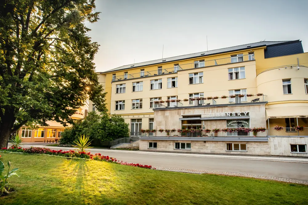 Slavnostní odhalení busty prof. MUDr. Milana Šamánka, DrSc.: Poděbrady